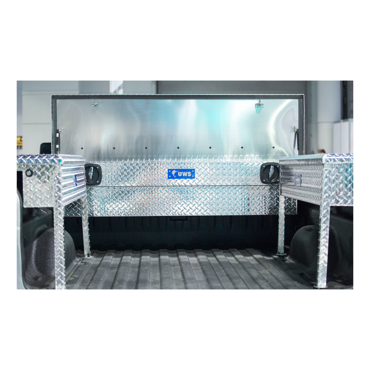 Bright Aluminum 69" Secure Lock Crossover Box With Low Profile (Heavy ...